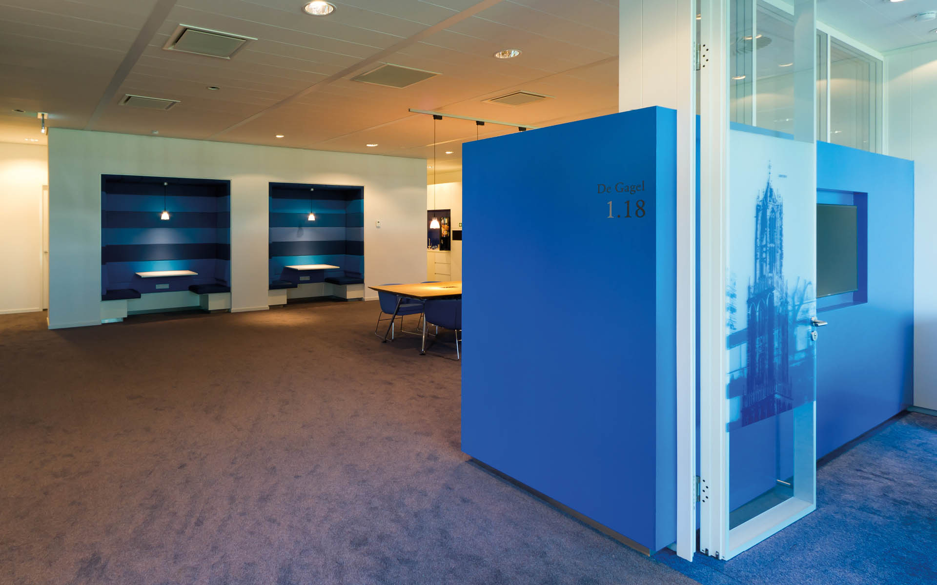 Deloitte utrecht + izone - OTH