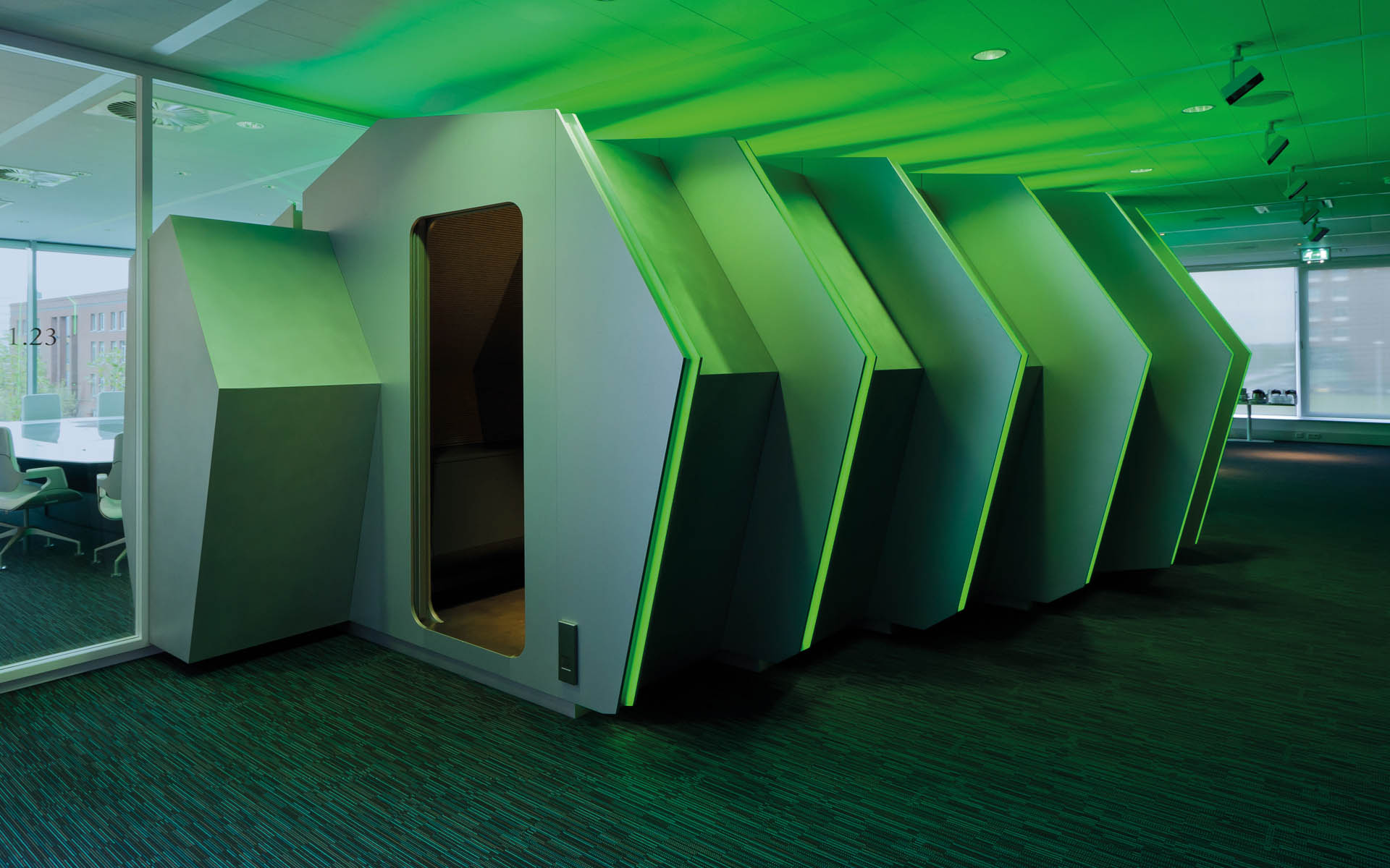 Deloitte utrecht + izone - OTH